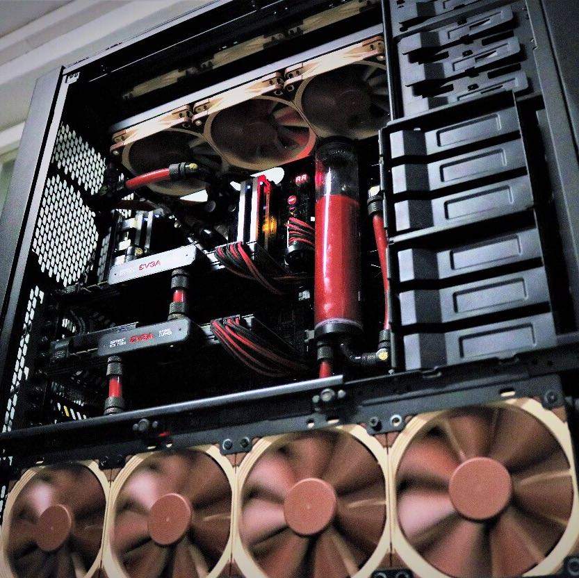 Was ist eine Wasserkühlung / läuft da tatsächlich Wasser durch den PC ...
