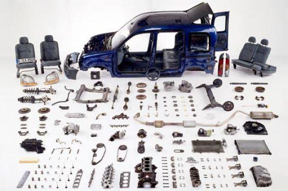 Auto in allen Einzelteilen? (KFZ)