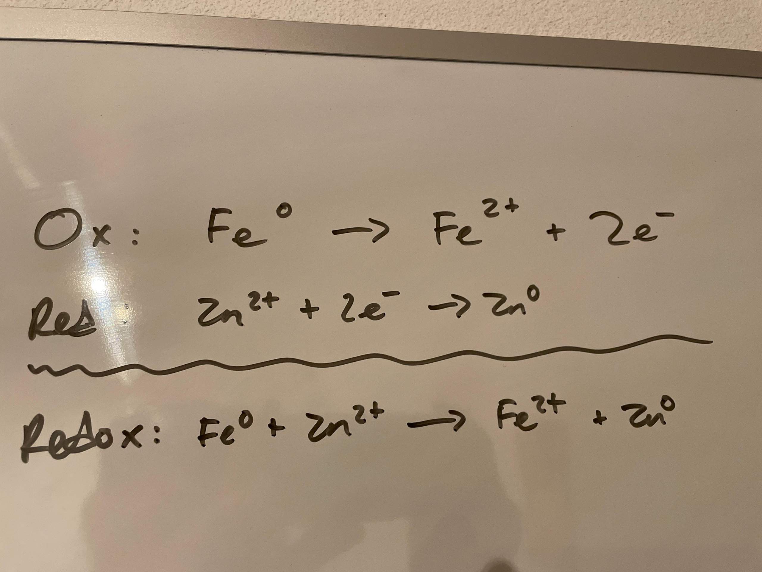 Redoxgleichungen von Nebengruppen? (Chemie, Reaktion, Reaktionsgleichung)