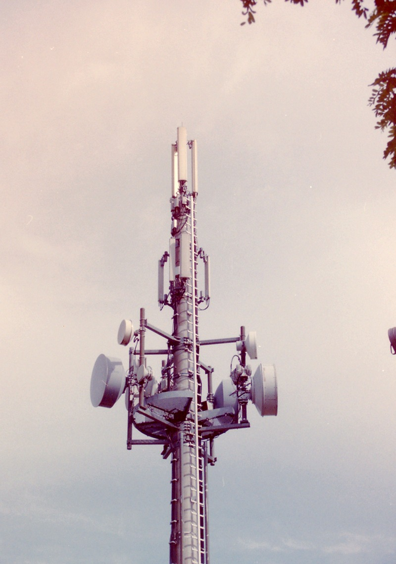 LTE Mast beklettern? (tot, Gefahr, gefährlich)