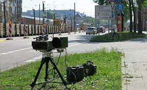 Ist das ein Blitzer? (Auto, Führerschein, Verkehr)