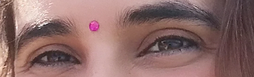 Sind dunkel braune Augen hässlich? (Augenfarbe)