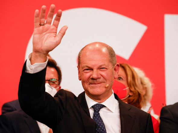 Merz oder Olaf Scholz, wer ist/war eurer Meinung nach der bessere ...