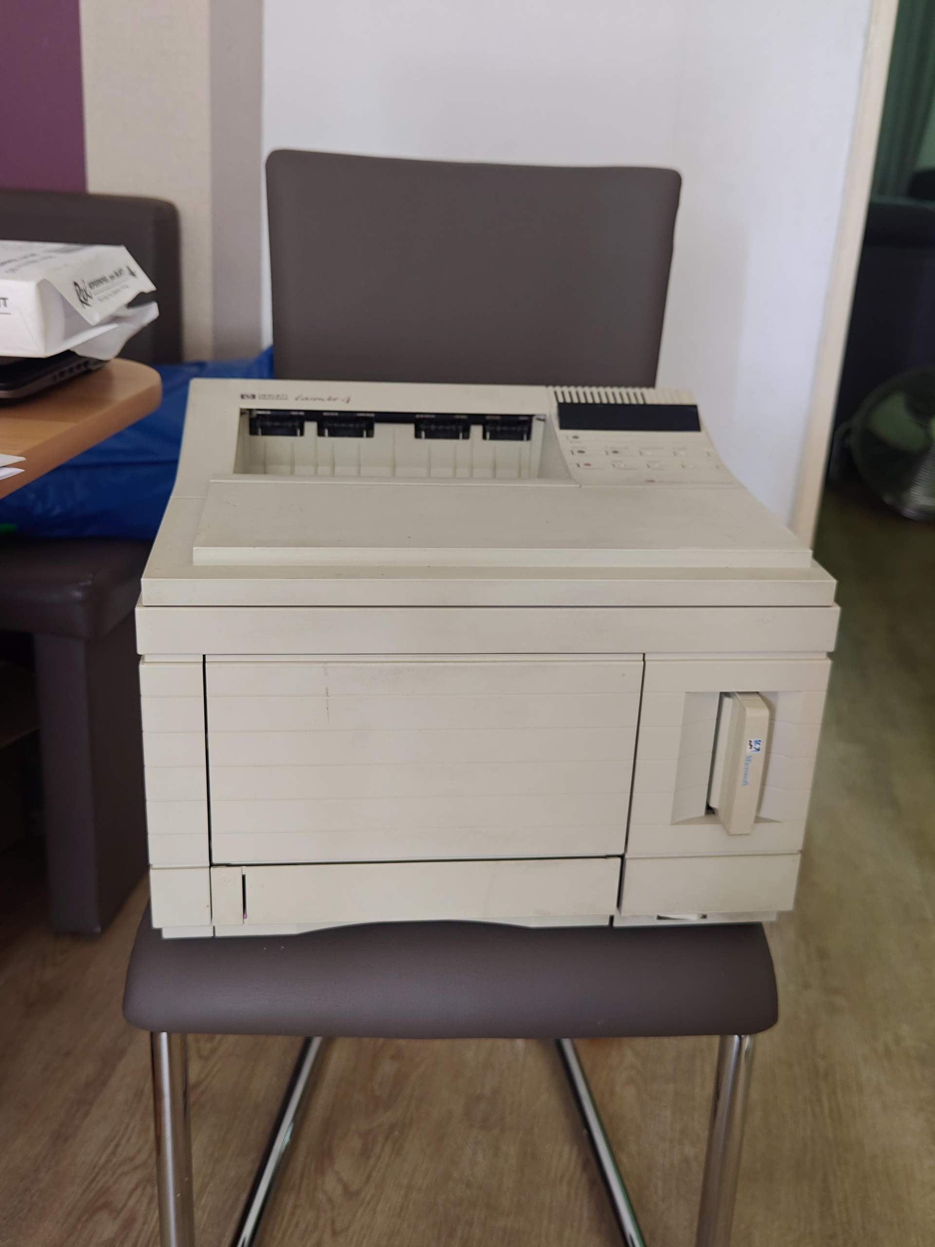 1992 Drucker Laserjet 4? (Treiber, HP, retro)