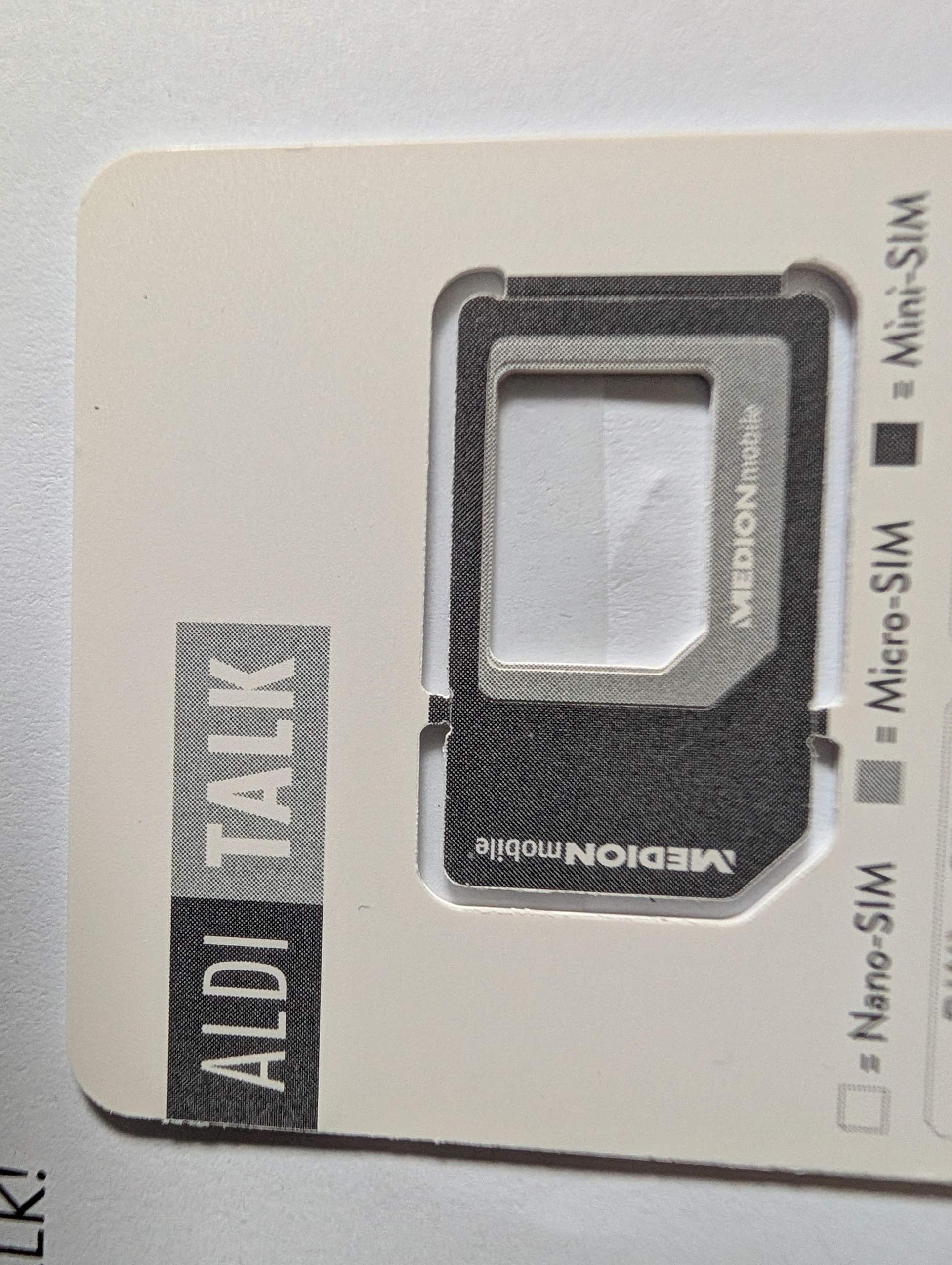 AldiTalk Router ohne Simcard geliefert? (Internet, WLAN, Aldi Talk)