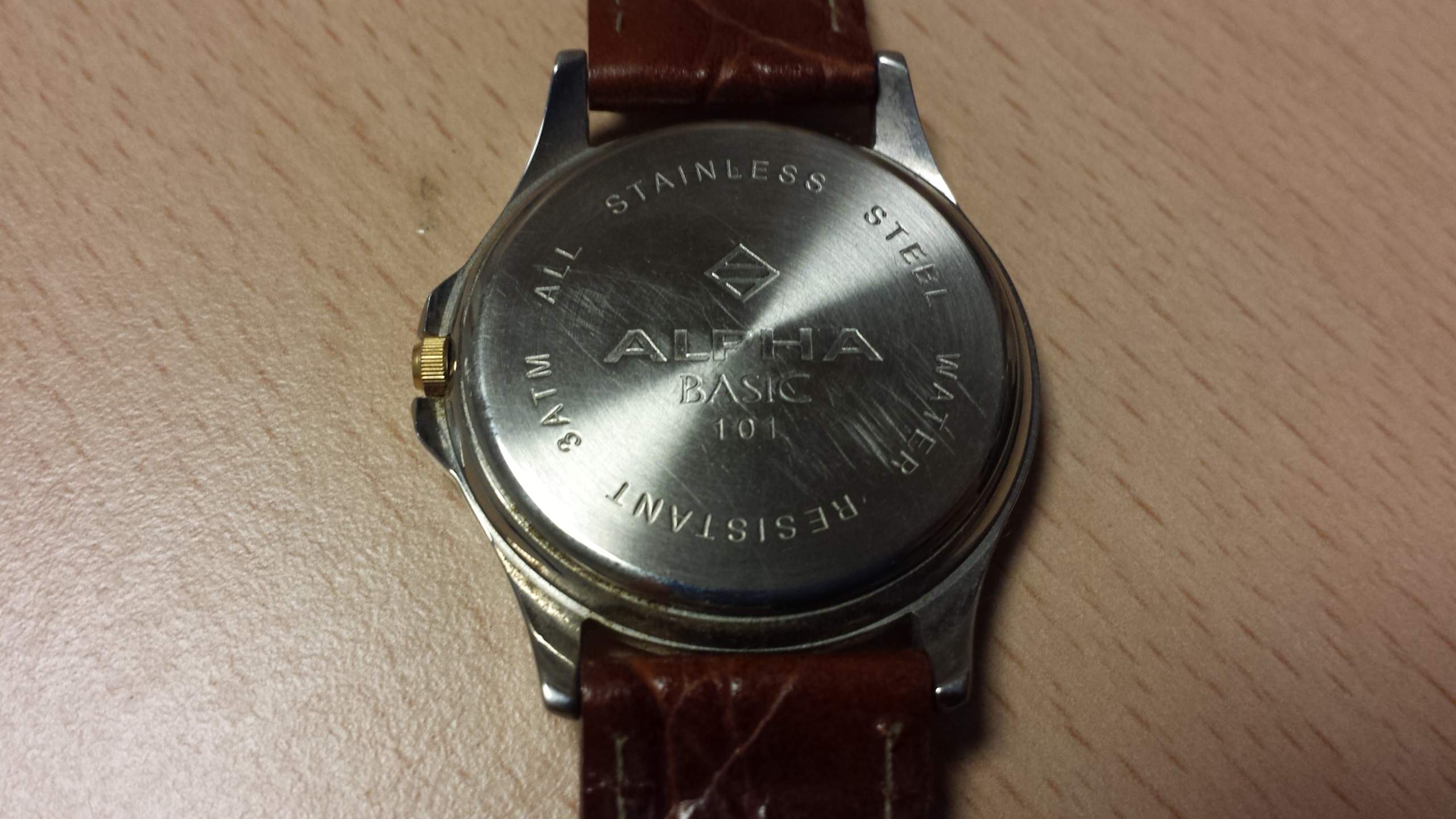 Alpha Basic Armbanduhr? (Uhr)