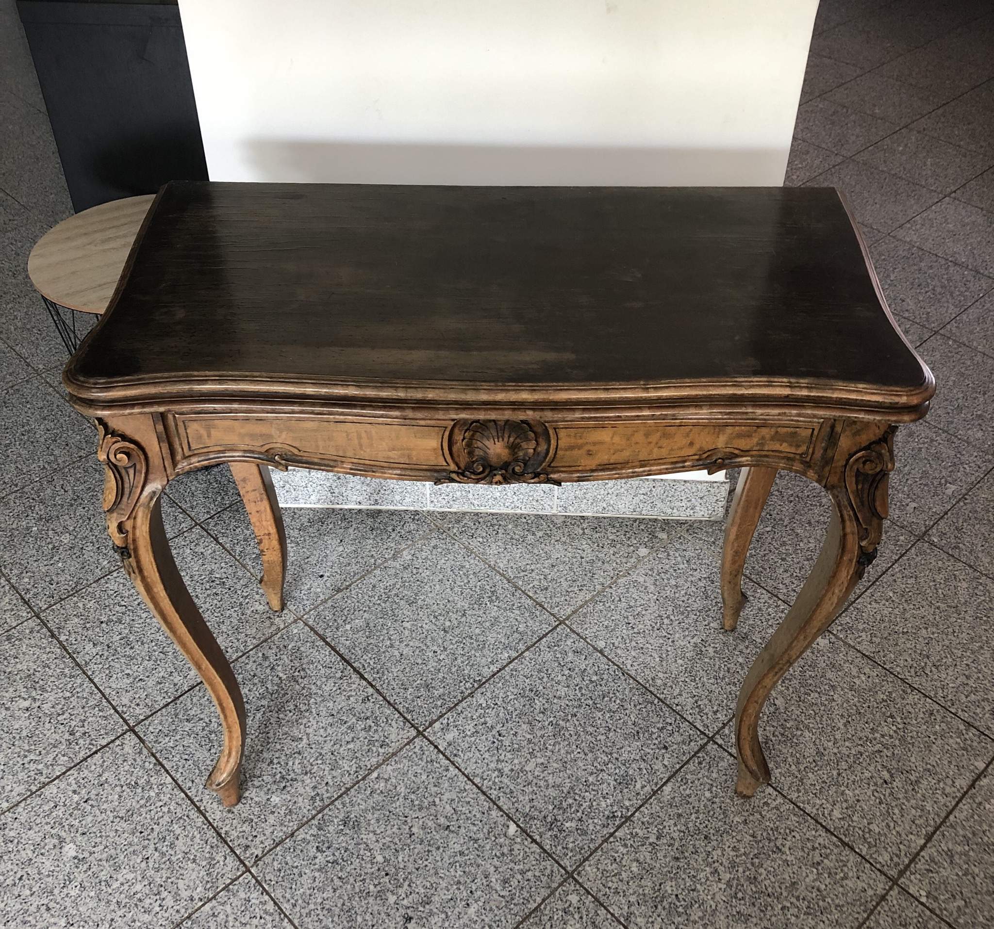 Alter Tisch / Klapptisch? (Holz, Antiquitäten, Wertschätzung)