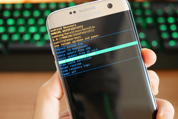 Android Handy Ist Im Reboot System Und Hängt Sich Ständig Auf Kann