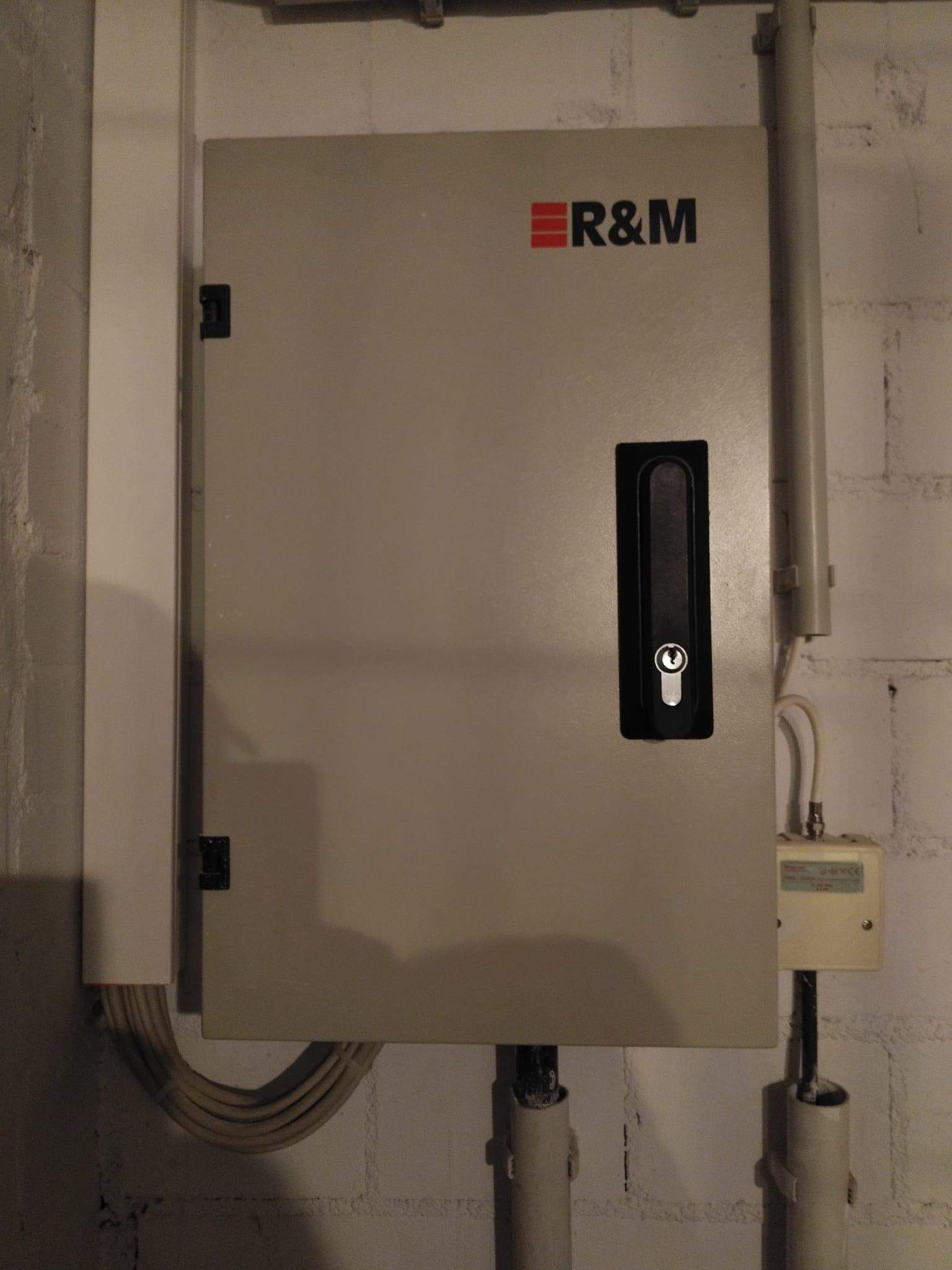 APL-Hausanschluss? (Internet, Telefon, Telekom)