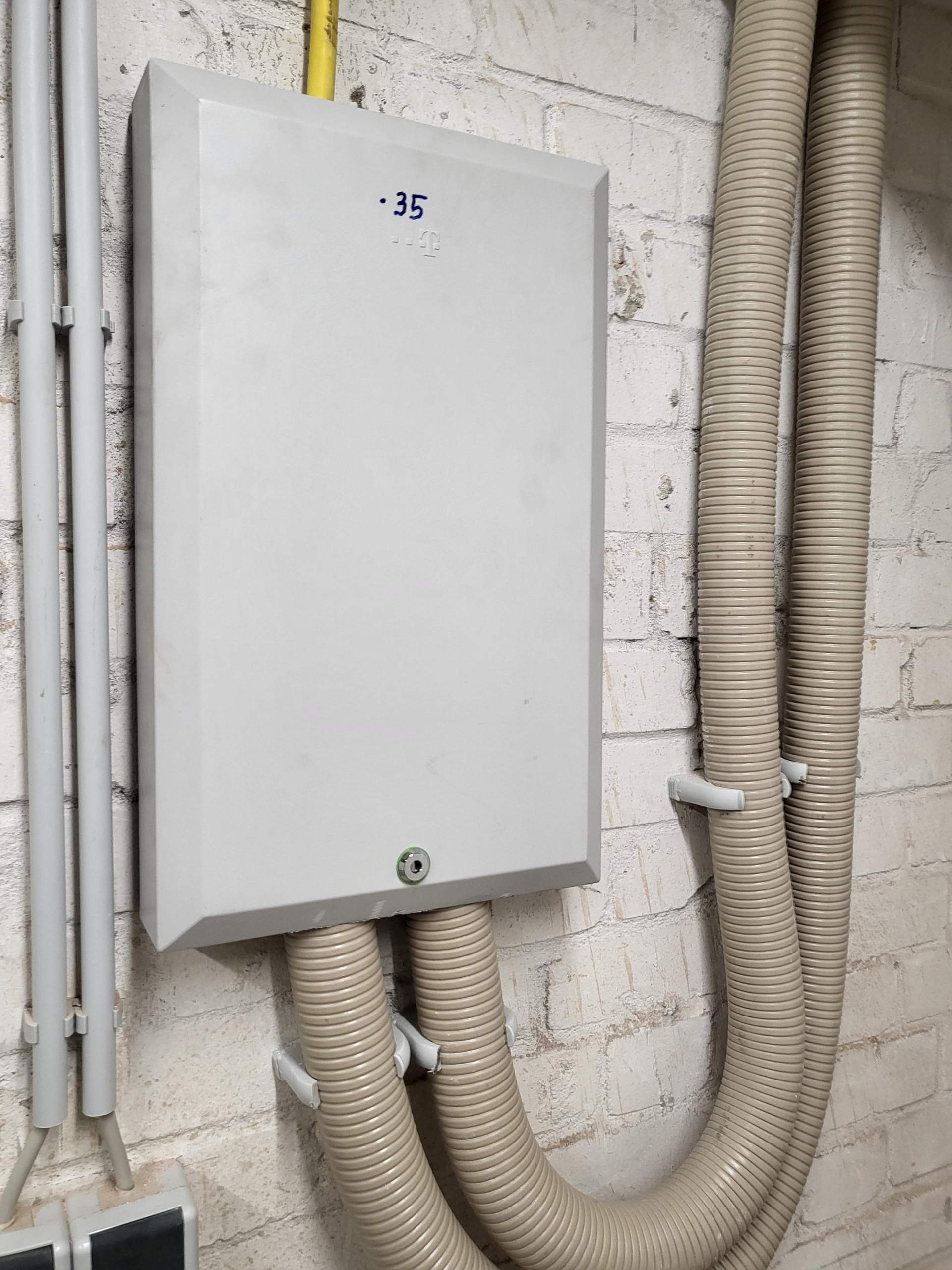 APL Hausanschluss Telekom? (Internet, WLAN, Telefon)