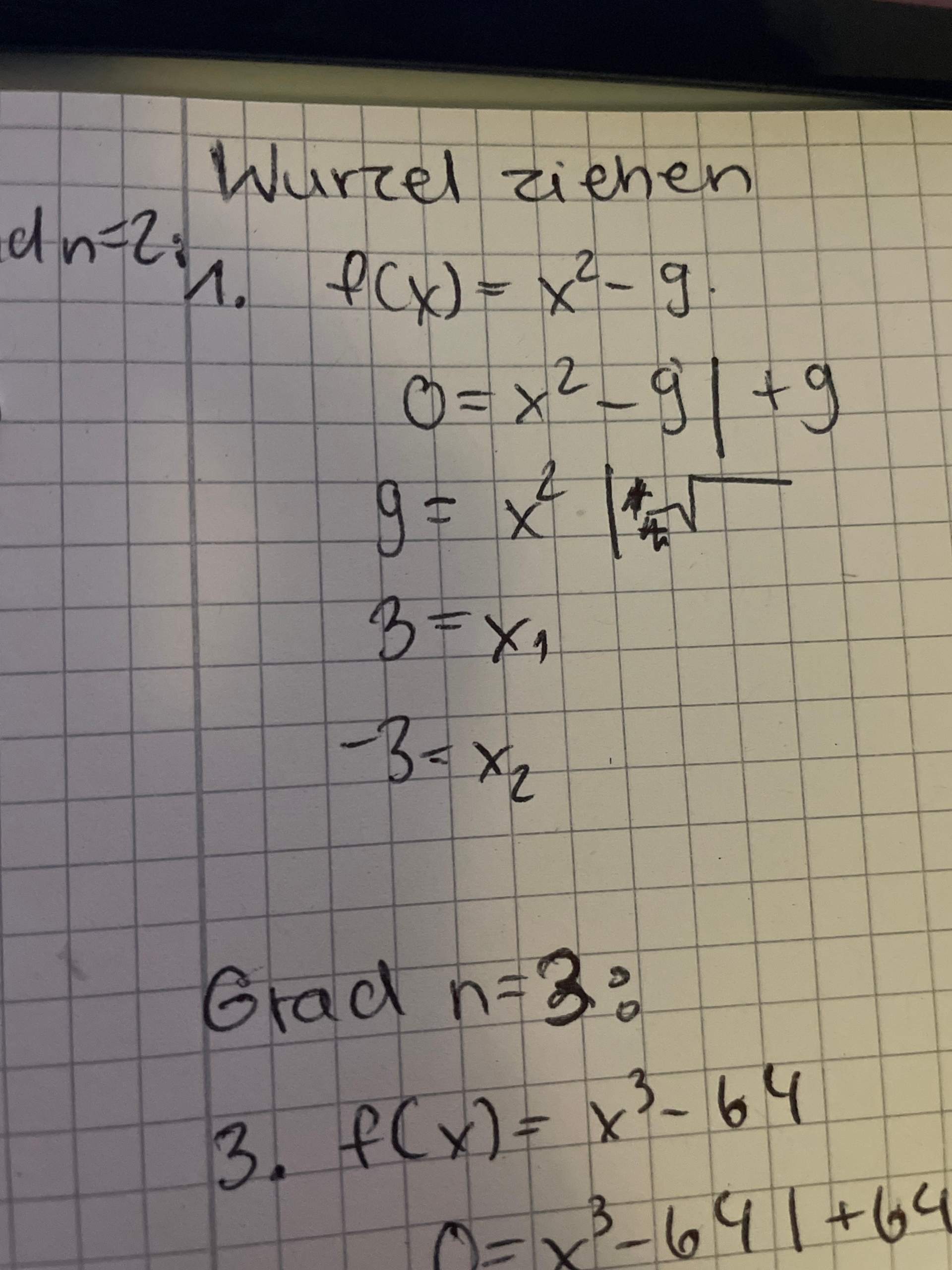 Bei Wurzel ziehen warum 2 Lösungen? (rechnen, Funktion, Gleichungen)