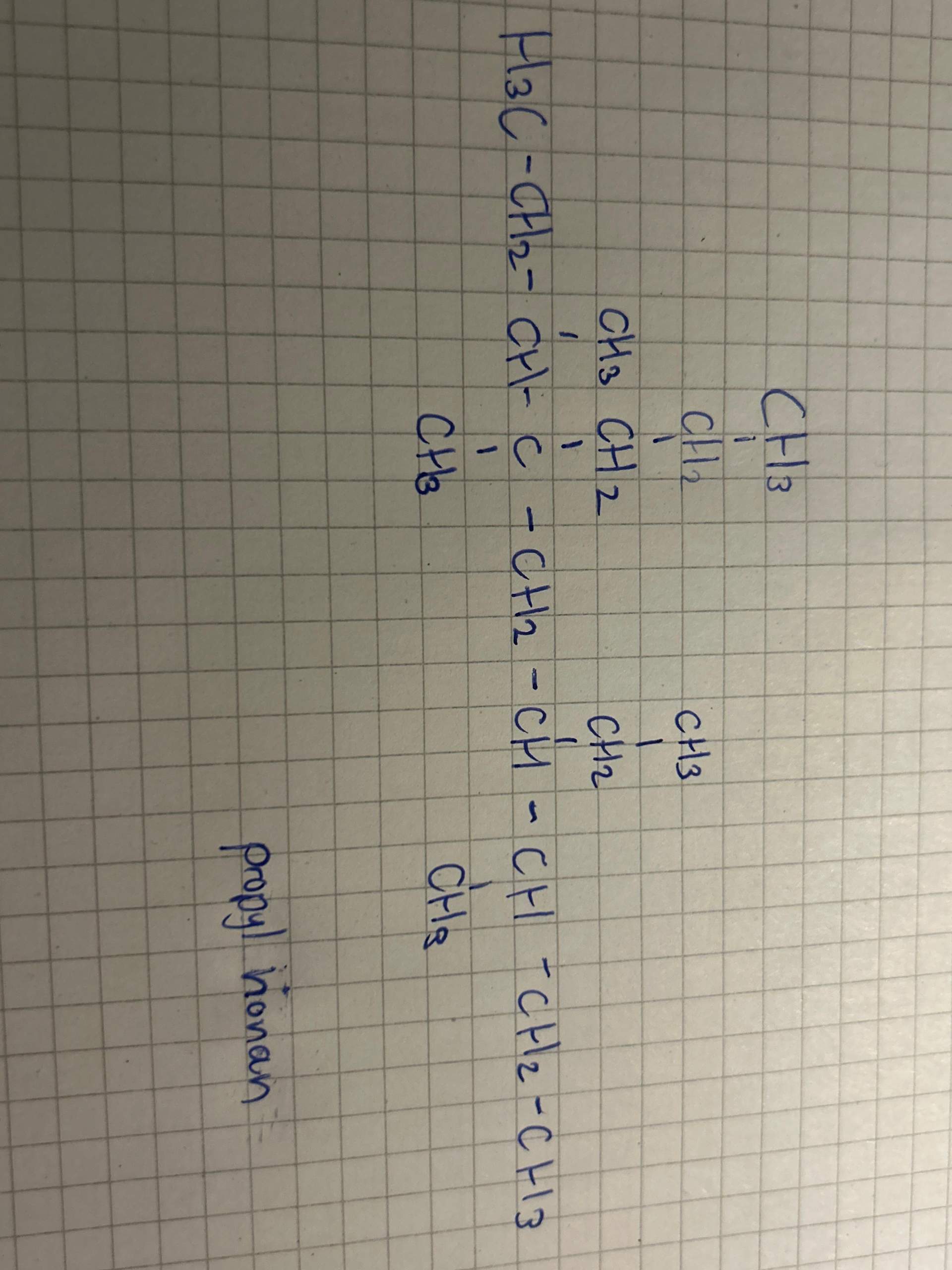 Benennung von Alkanen? (Chemieunterricht, Moleküle, organische Chemie)