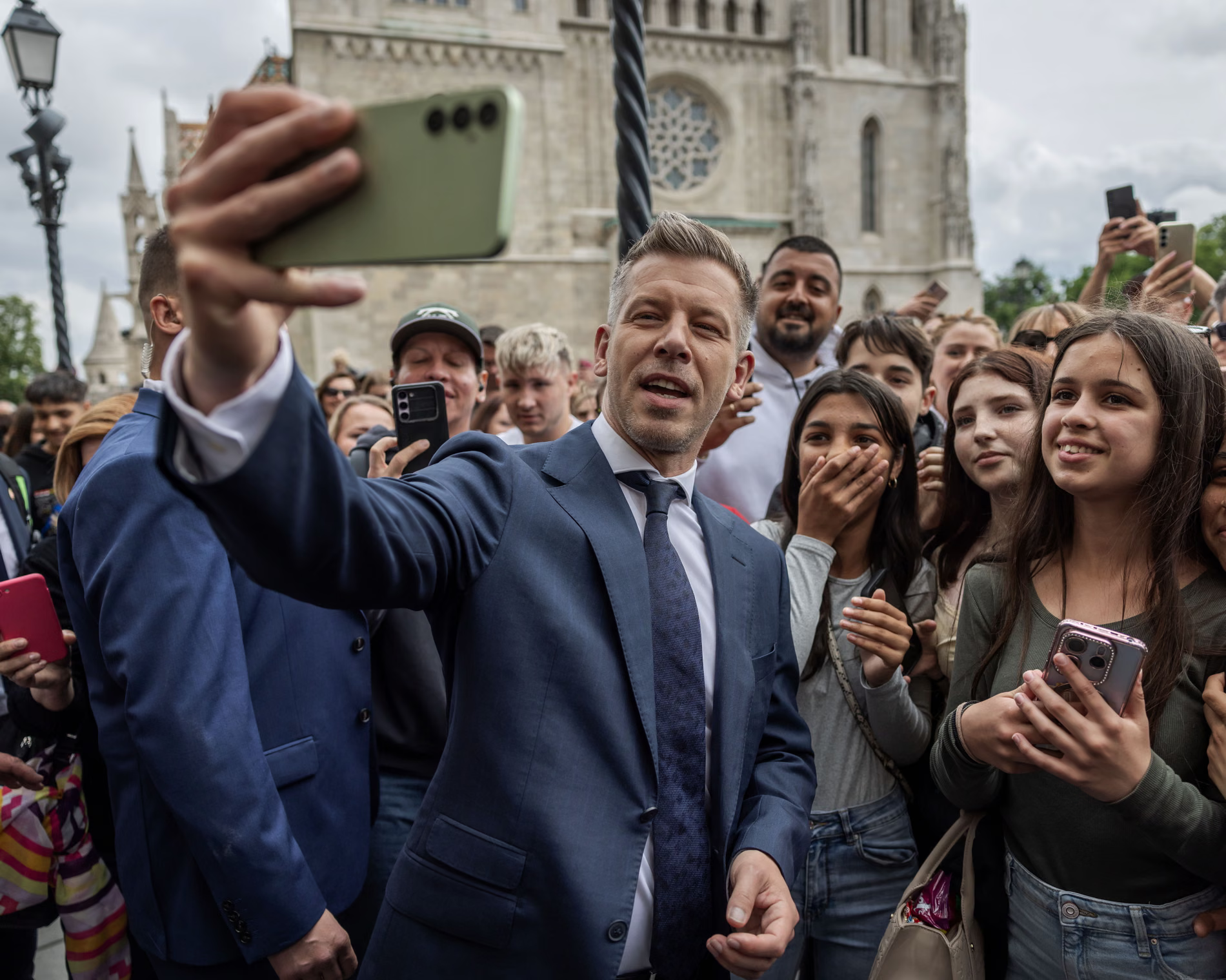 Besteht die Chance, dass Péter Magyar ein neuer Viktor Orbán wird ...