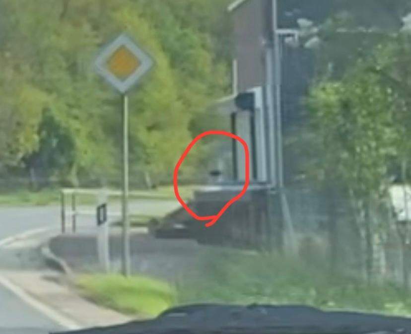 Blitzer Messbereich Geschwindigkeit Erfassung? (Auto, Führerschein ...