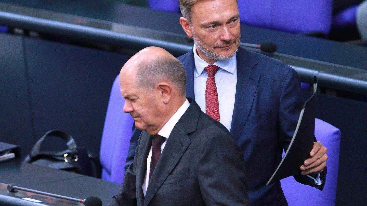 Bruch der Ampelkoalition: Lindner entlassen. Scholz stellt ...