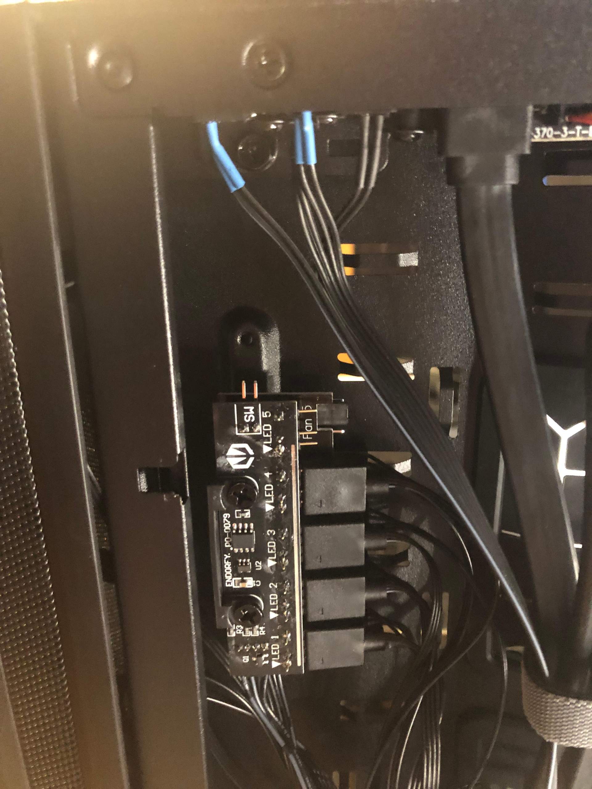 Case farbe? (Gaming PC, Netzteil, Lüfter)