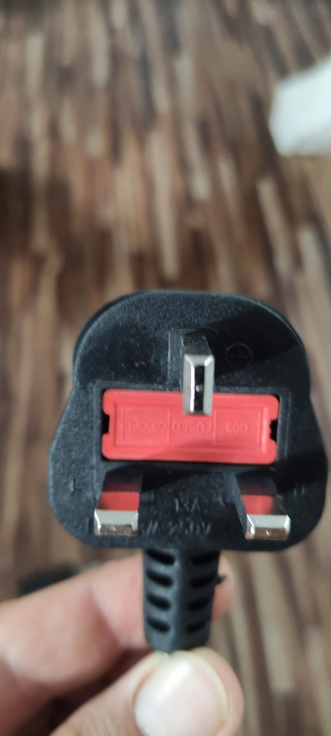 China Stecker auf Eurostecker? (Technik, Technologie, Stromschlag)