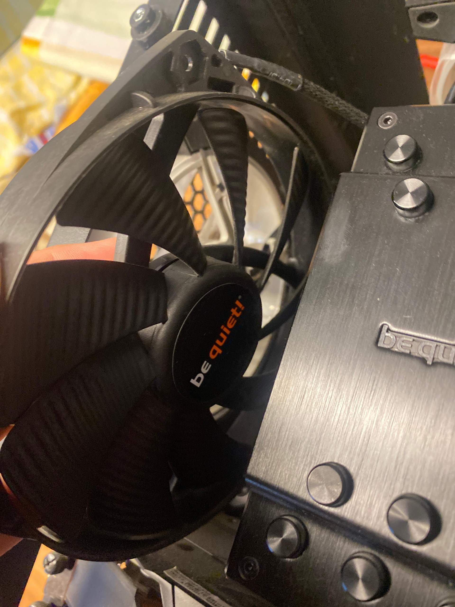 Cpu Luft Kühler einbauen aber wie und welche Richtung? (Gaming PC, Lüfter, Gehäuse)