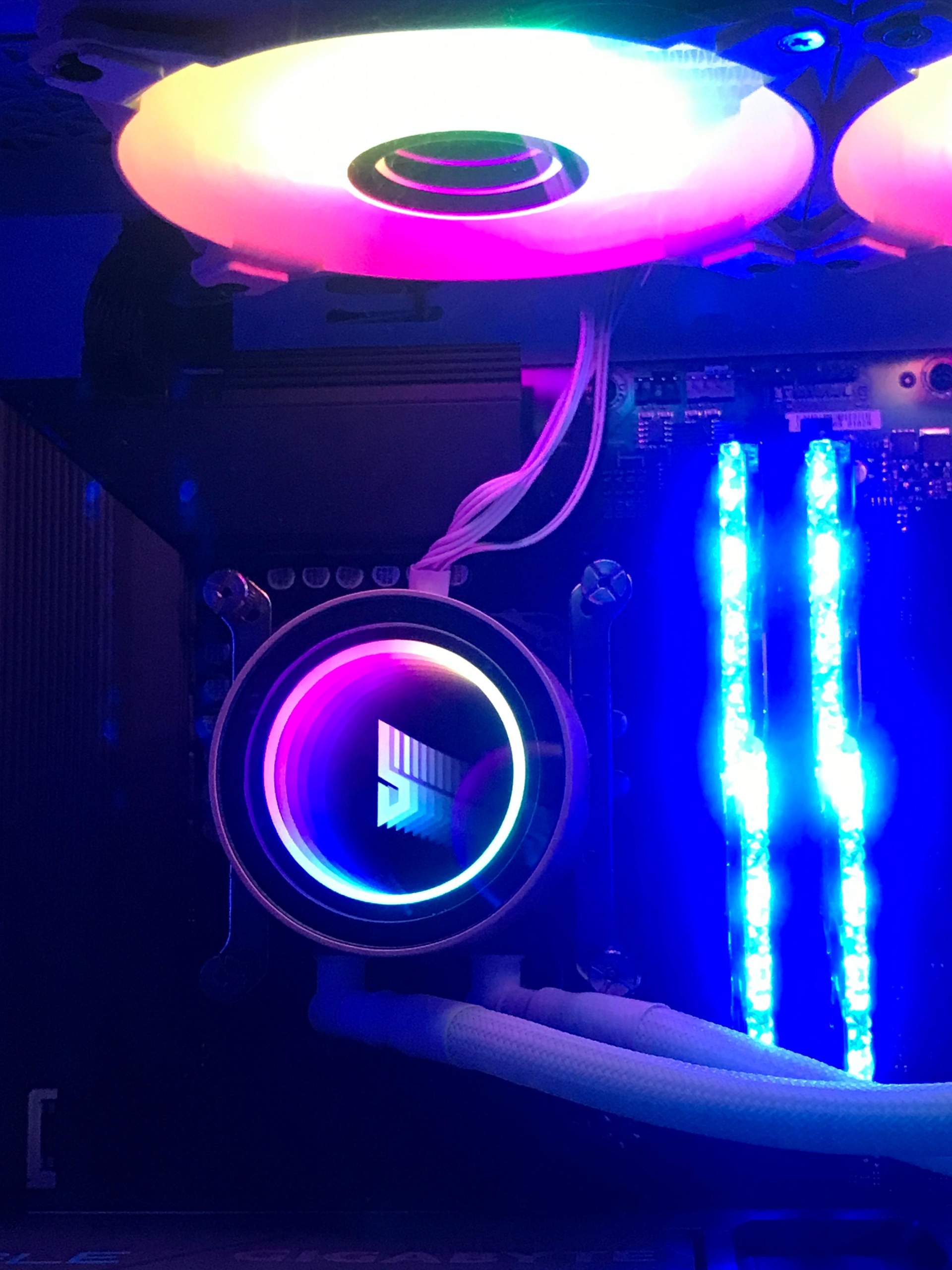 CPU (wasserblock) falsch rum? (Gaming PC, Lüfter, CPU-Kühler)