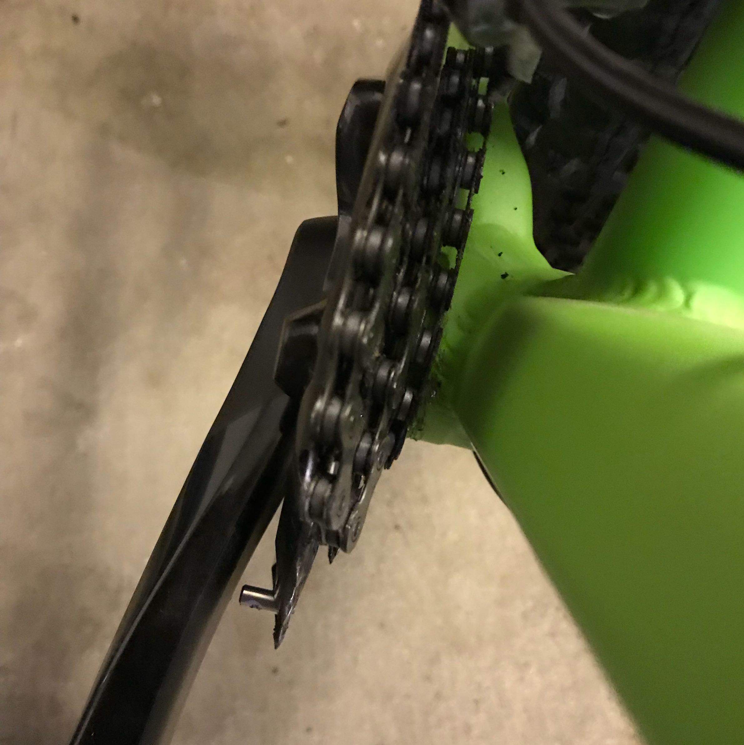 Cube Reaction, Fahrradkette runtergesprungen, wie kriege ich sie wieder ...