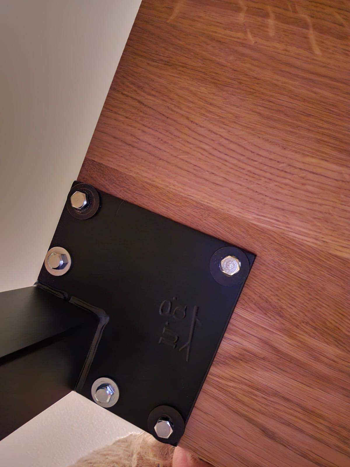 DIY Tisch schwingt, was tun? (Möbel, heimwerken, Tischplatte)