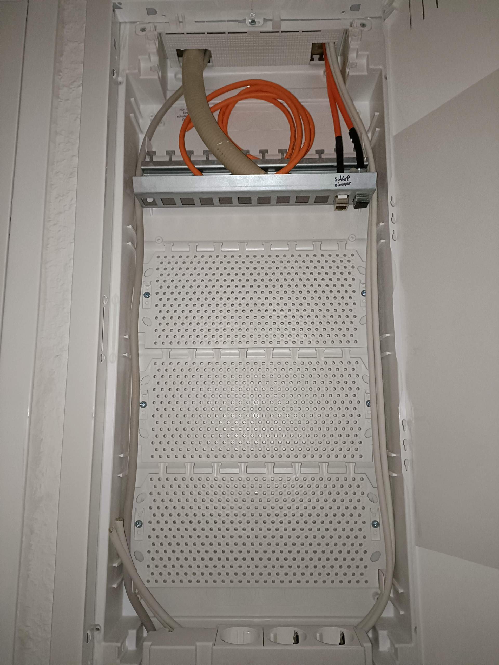 DSL Anschluss gebucht, kann TAE Dose nicht finden? (Internet, Netzwerk ...