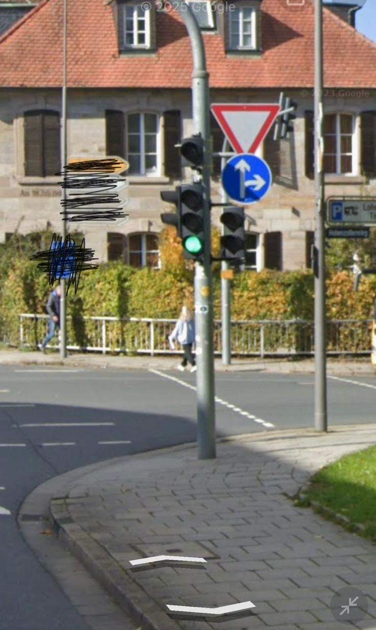 Erkennt ihr hier einen Ampelblitzer? (Auto, Führerschein, Verkehr)