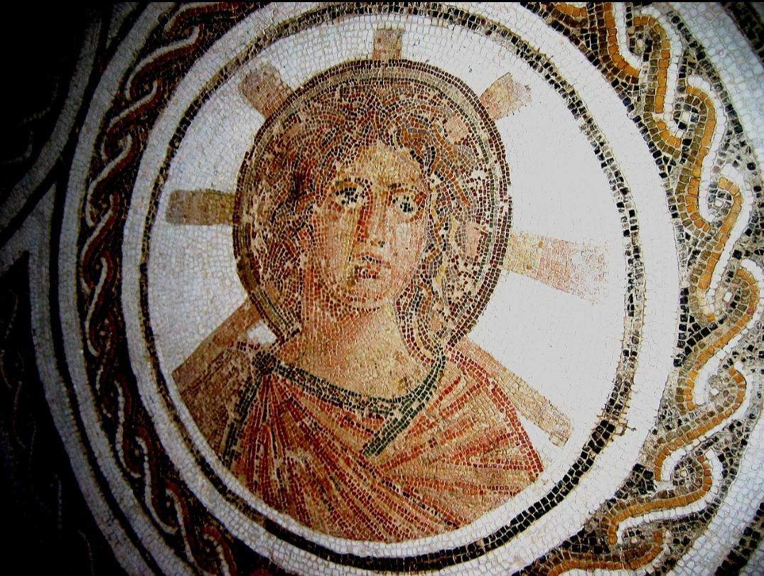 Existiert der Kullt drs Sol Invictus eigentlich heutzutage? (Gott ...