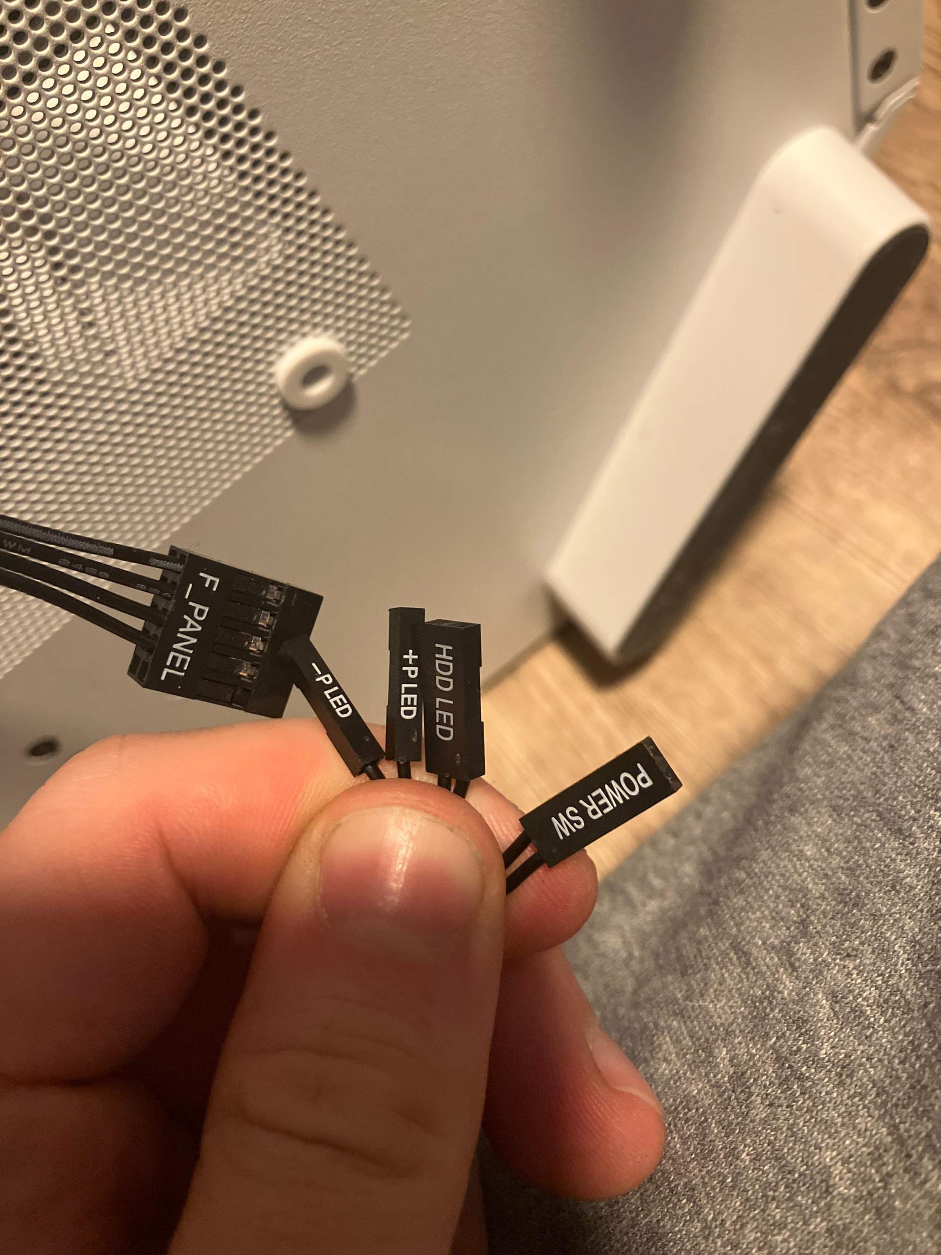 F-Panel Anschluss richtig anschließen? (Gaming PC, Mainboard, Motherboard)