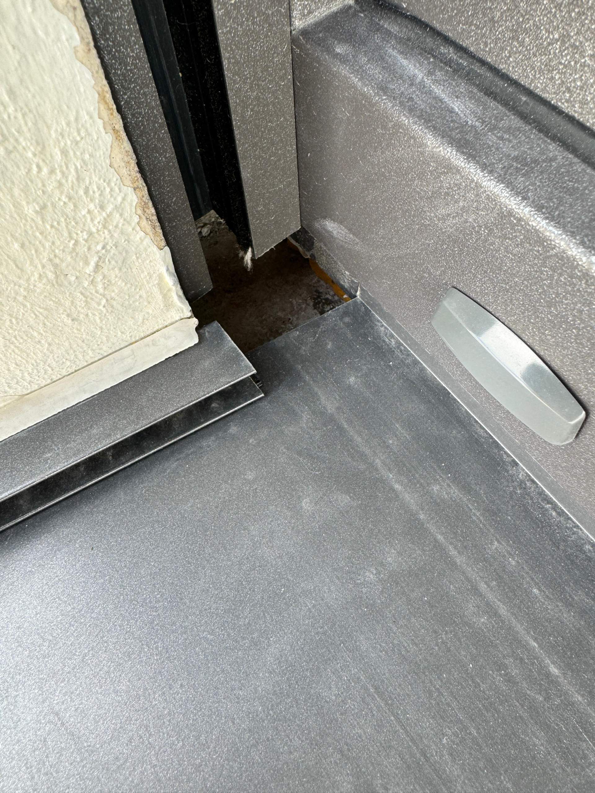 Fenster zu groß/ falsch eingebaut? (Handwerk, Architektur, Renovierung)