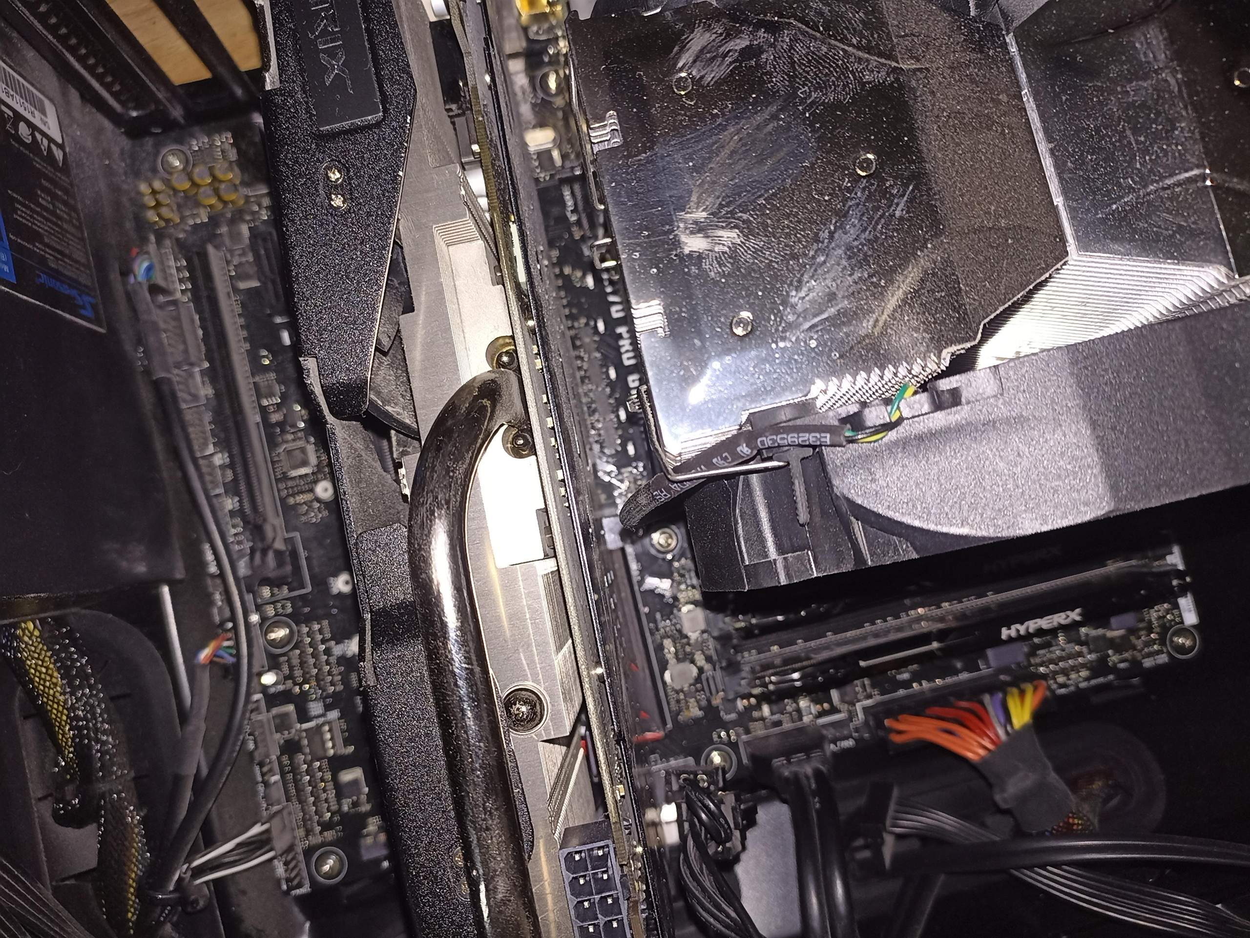 Finde den PCi Hebel zum ausbauen der Grafikarte nicht? (Computer ...