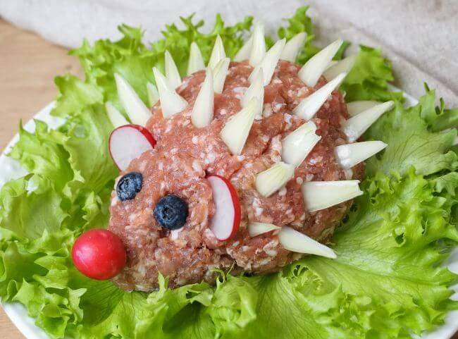 Findest du Mettigel lecker? (Essen, Fleisch, Geschmack)