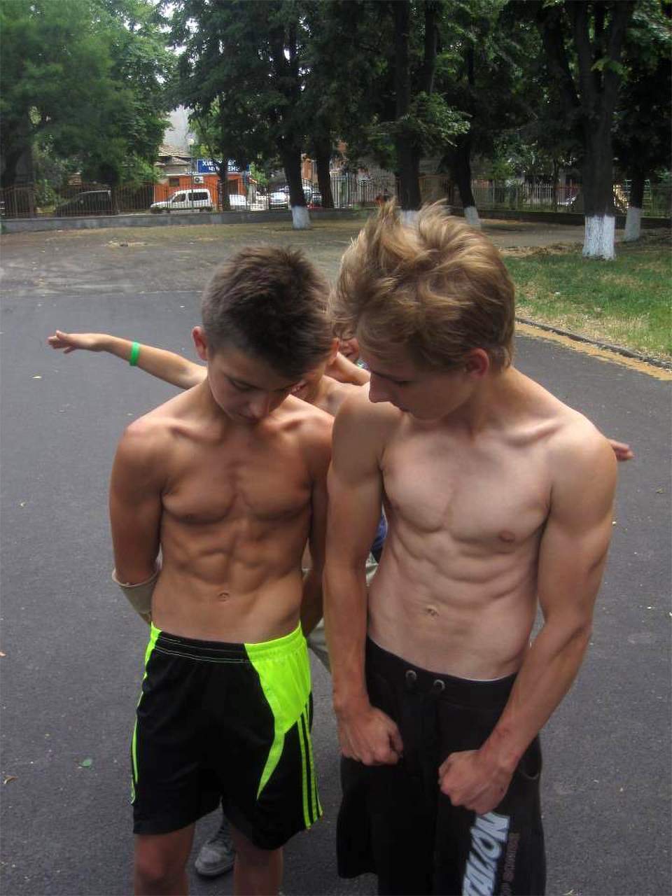 Findet ihr das das jetzt nach richtigen muskeln aussieht? (Sport ...