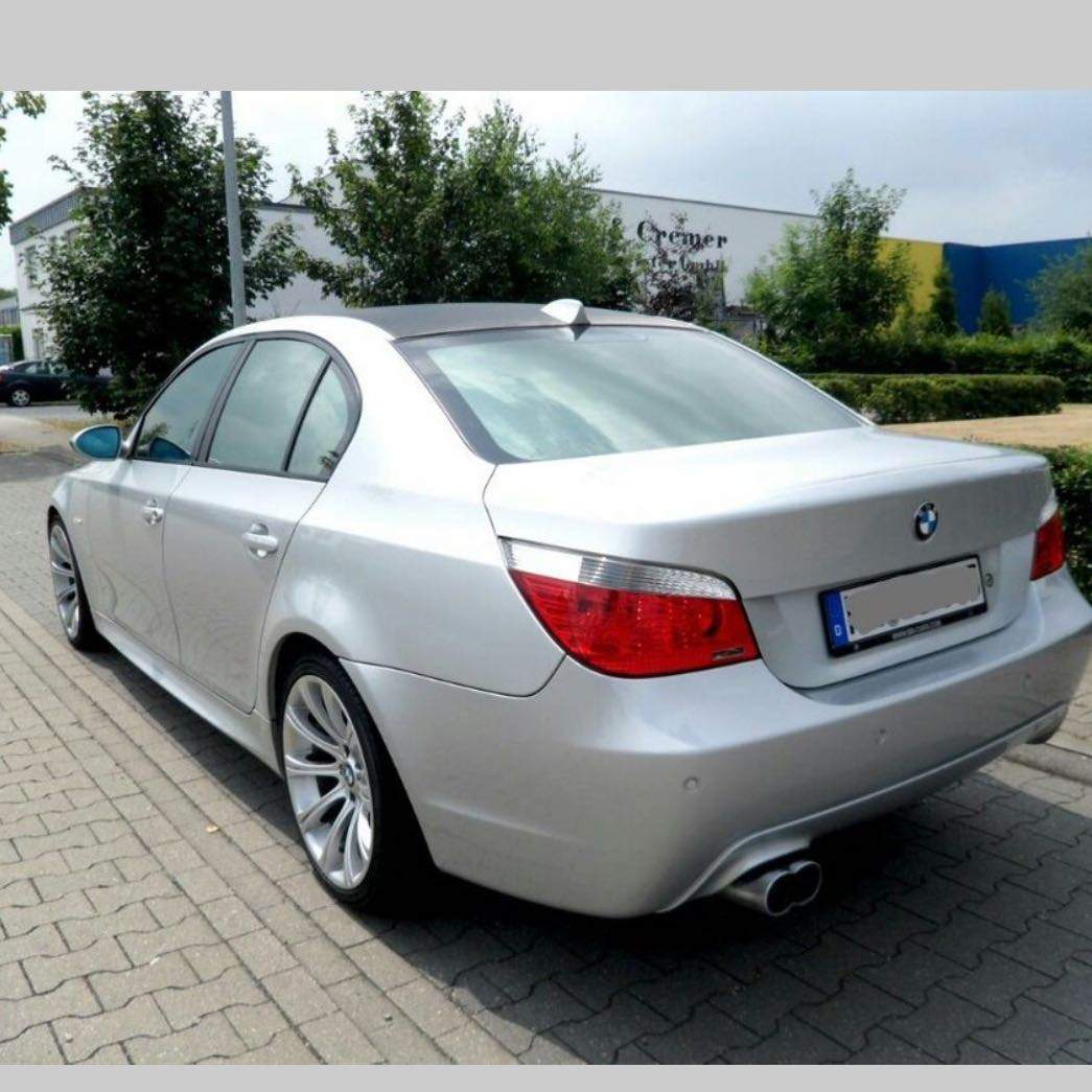 Findet ihr dass ein BMW E60 (5er) alt aussieht? (Auto, KFZ, Straßenverkehr)