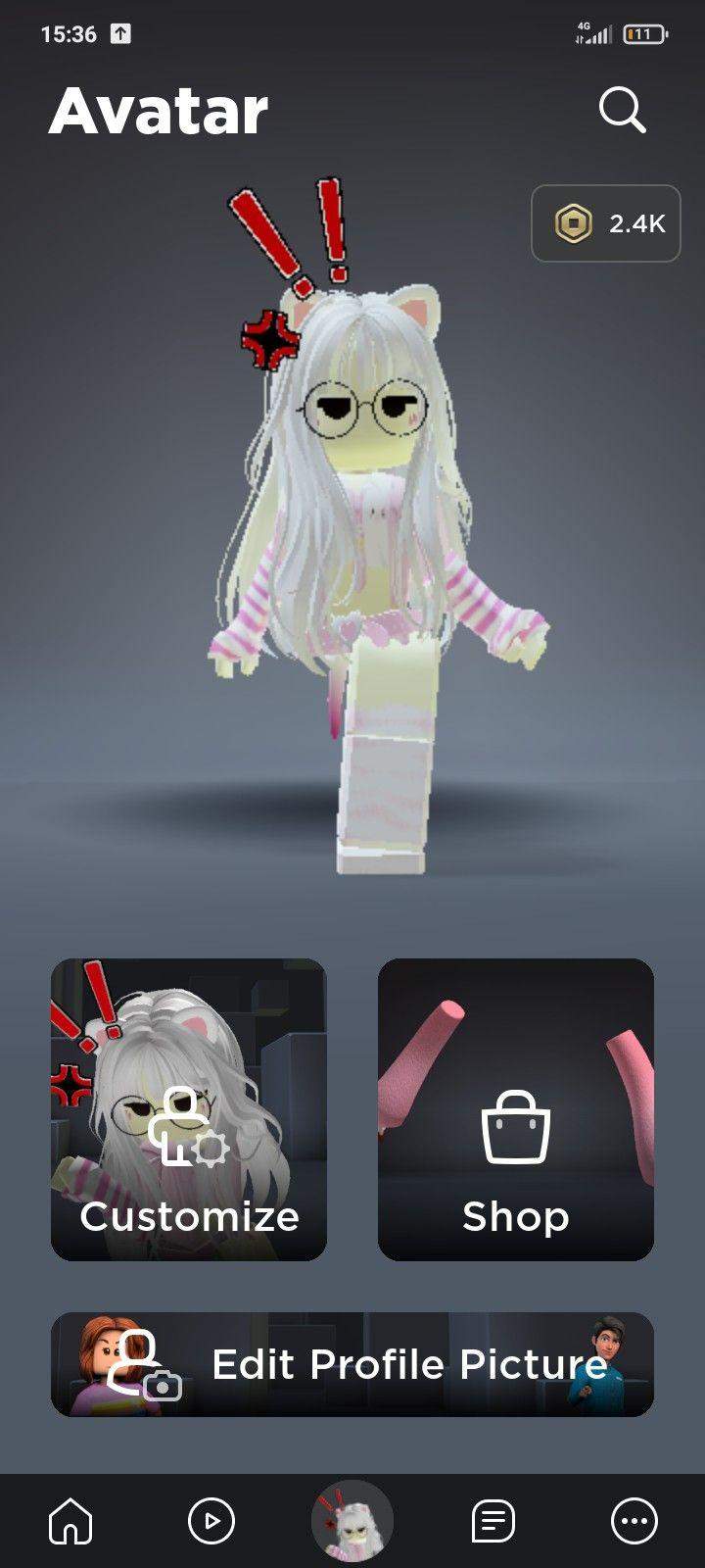 Findet ihr mein Roblox avatar schöner oder den meiner Freundin ...