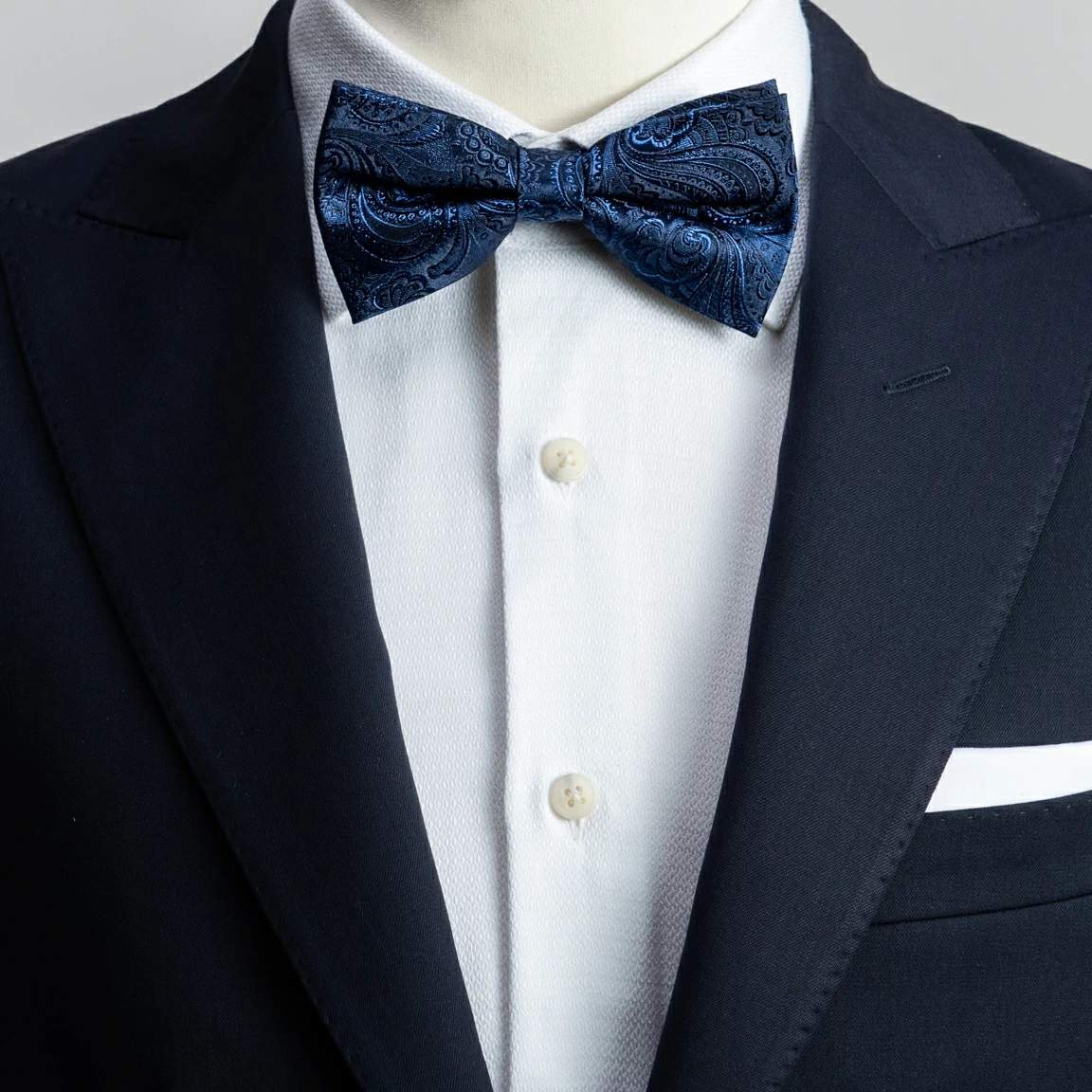 Fliege mit Anzug! Welches Hemd? (Kleidung, Mode, Stil)