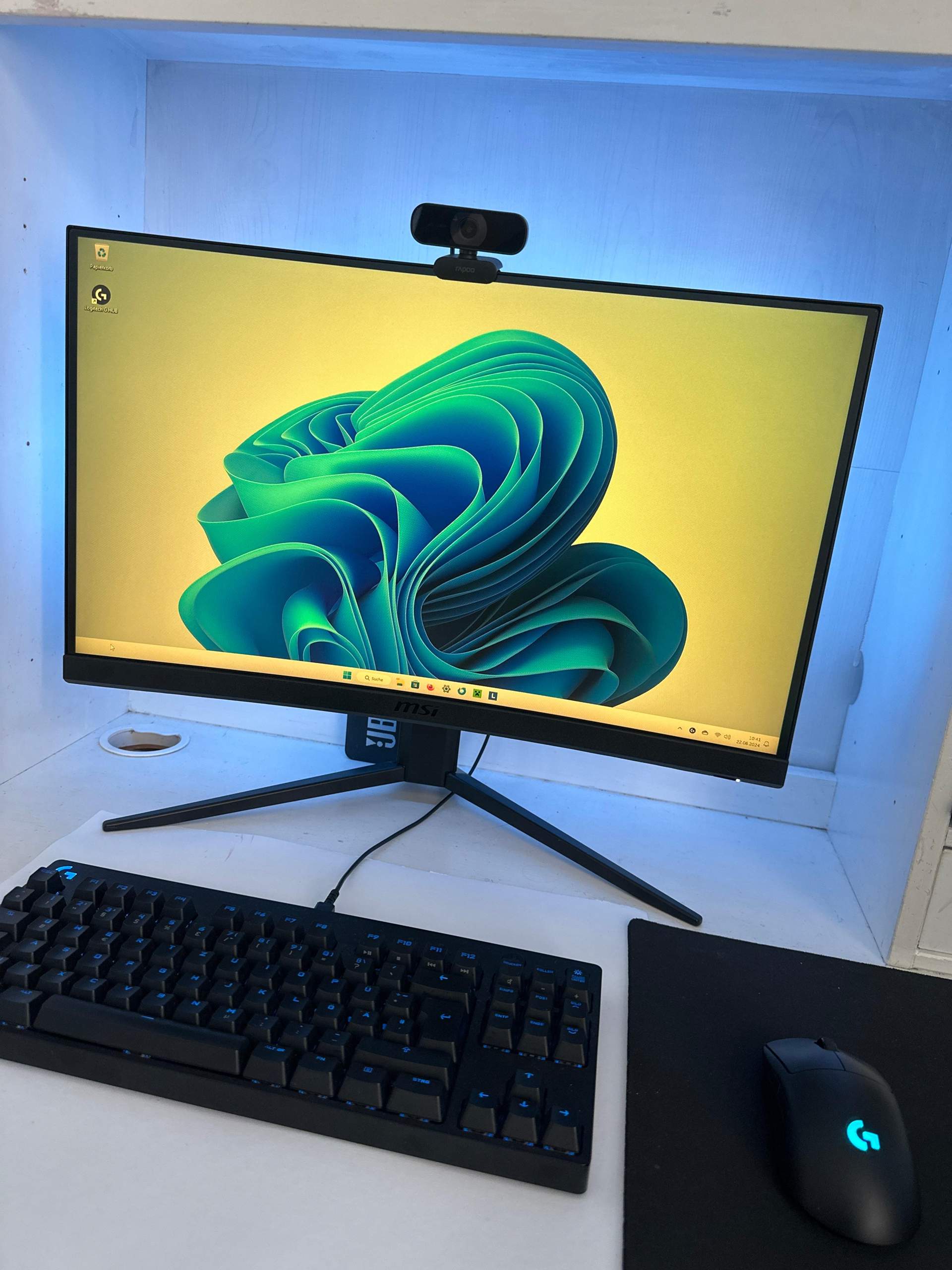 Gaming Set up? (Computer, PC, Gaming setup)