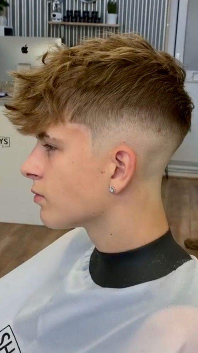 Geht man bei einer Messy Fringe Frisur zum Barbier oder zum Friseur ...