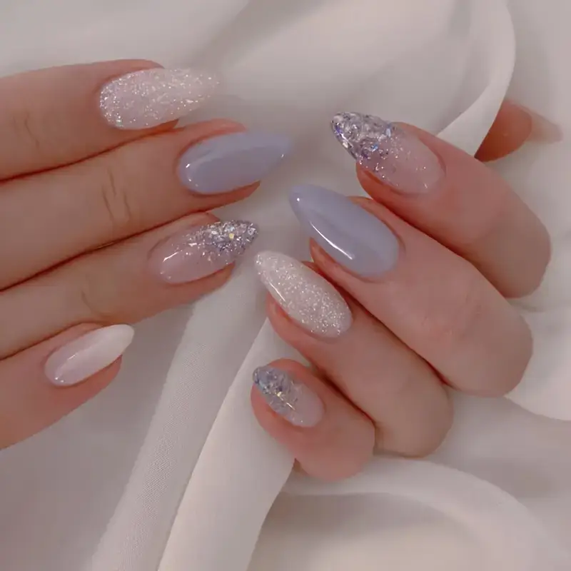 Glaubt ihr ein normaler Nail Artist bekommt das hin? (Gelnägel)