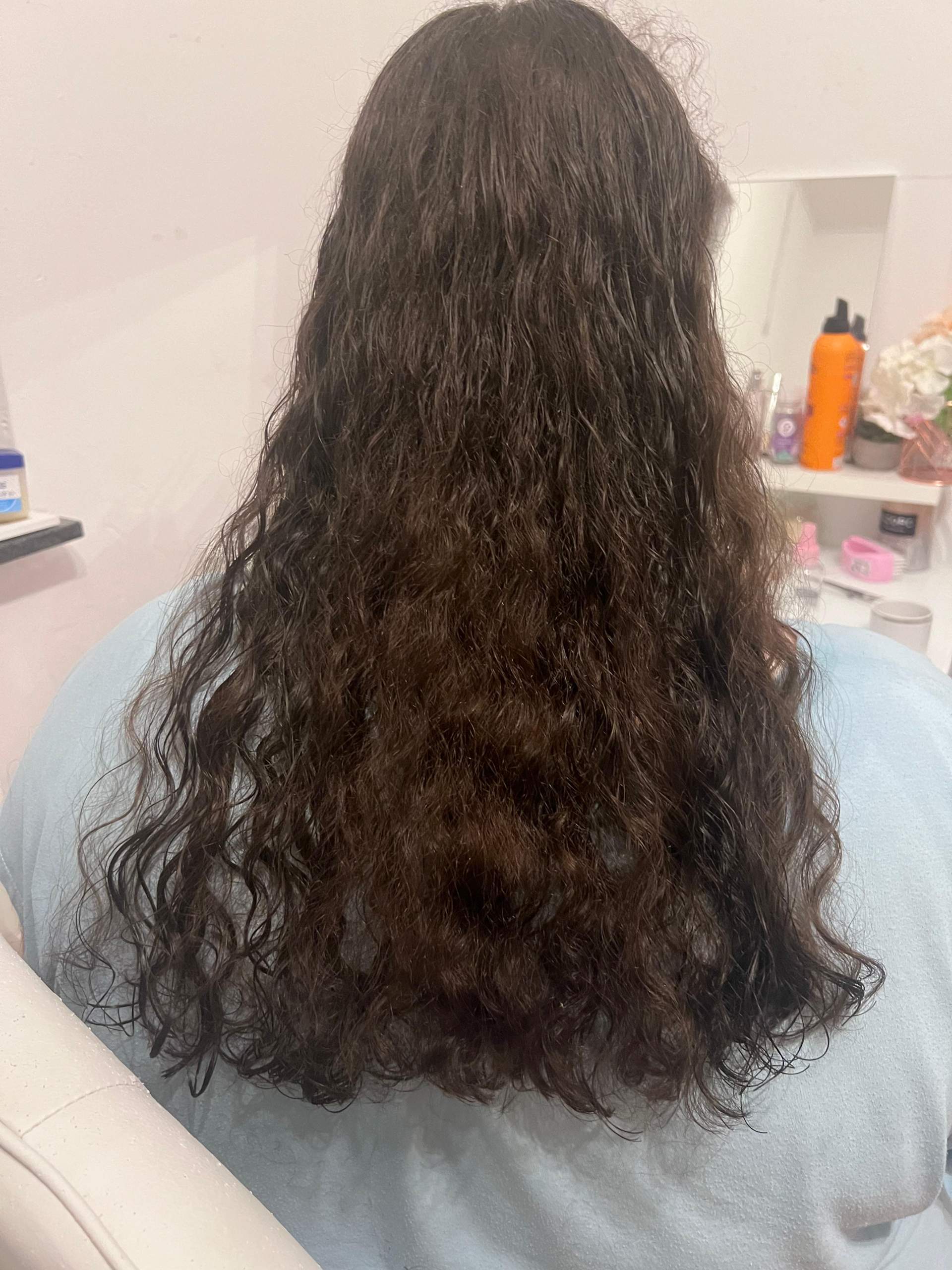 Haare hinten gerade, vorne schief, was tun? (Frauen, schneiden ...