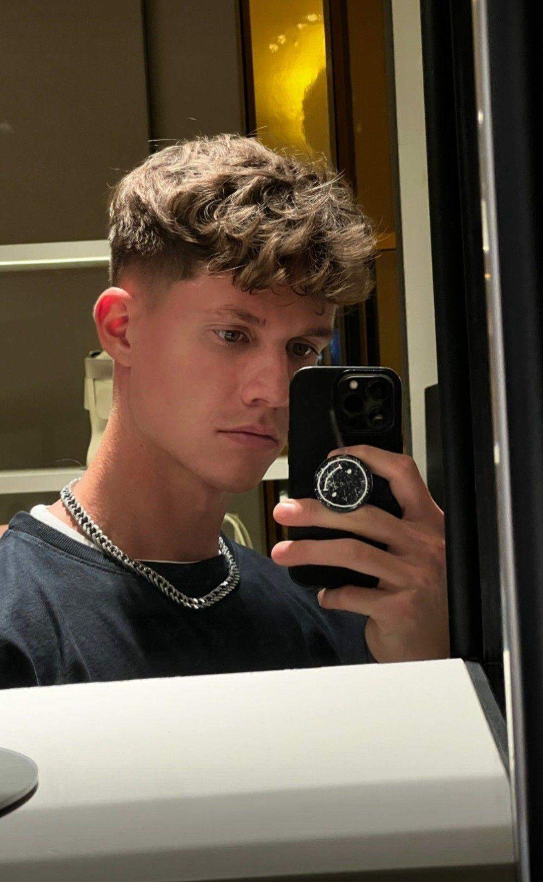 Haare wie Laserluca? (Hairstyle)