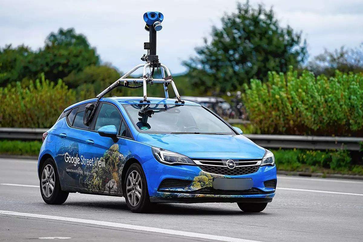 Habt ihr schon mal ein Google Street View-Auto gesehen? (Technik, Internet, Kamera)