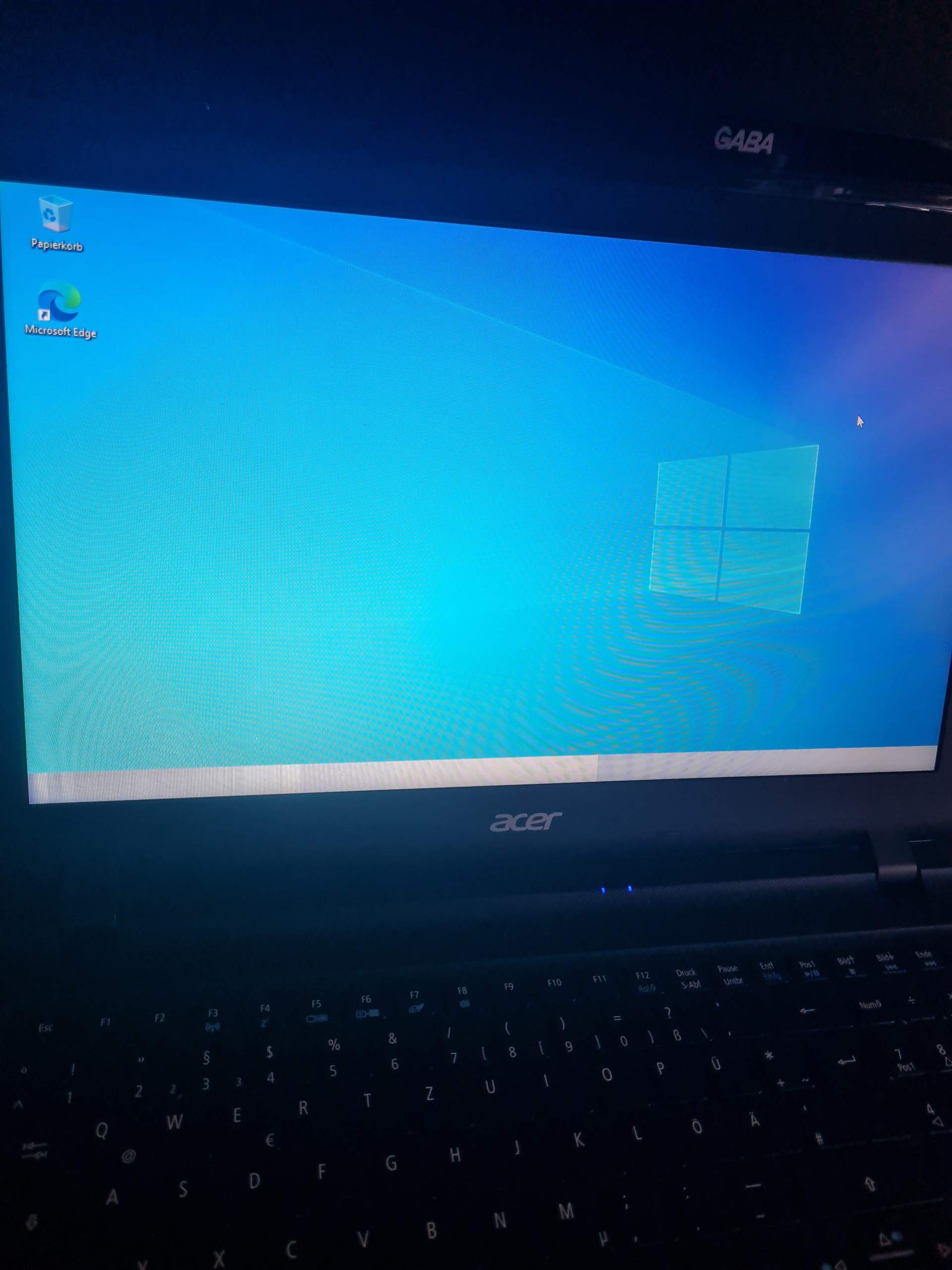 Hallo, weiß jemand was das für ein Balken unten ist? (Laptop, Display)