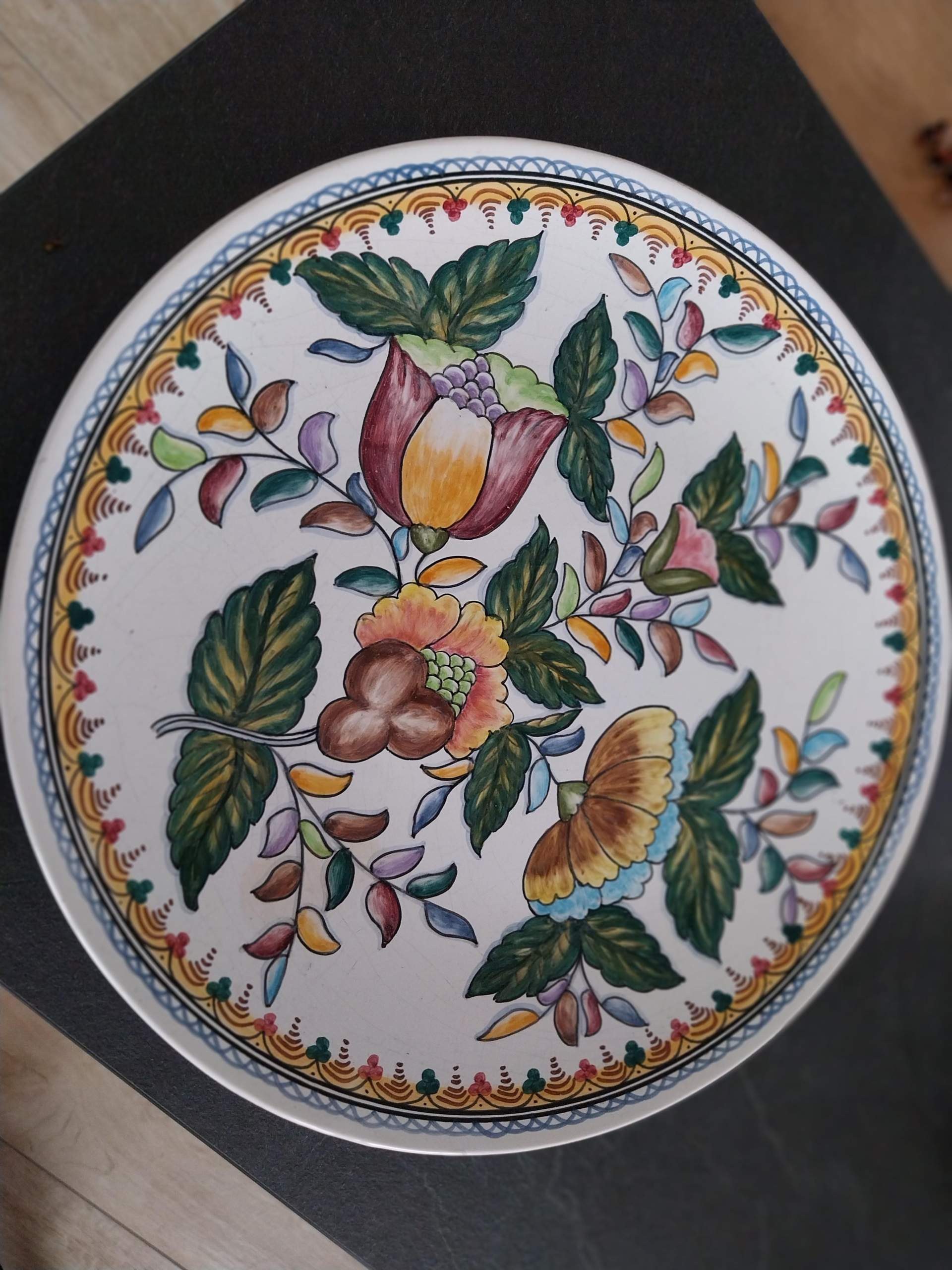 Handmade Keramik Teller wertvoll? (Wert, Künstler, Wertschätzung)