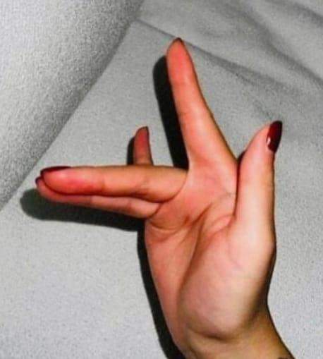 Handzeichen Bedeutung?