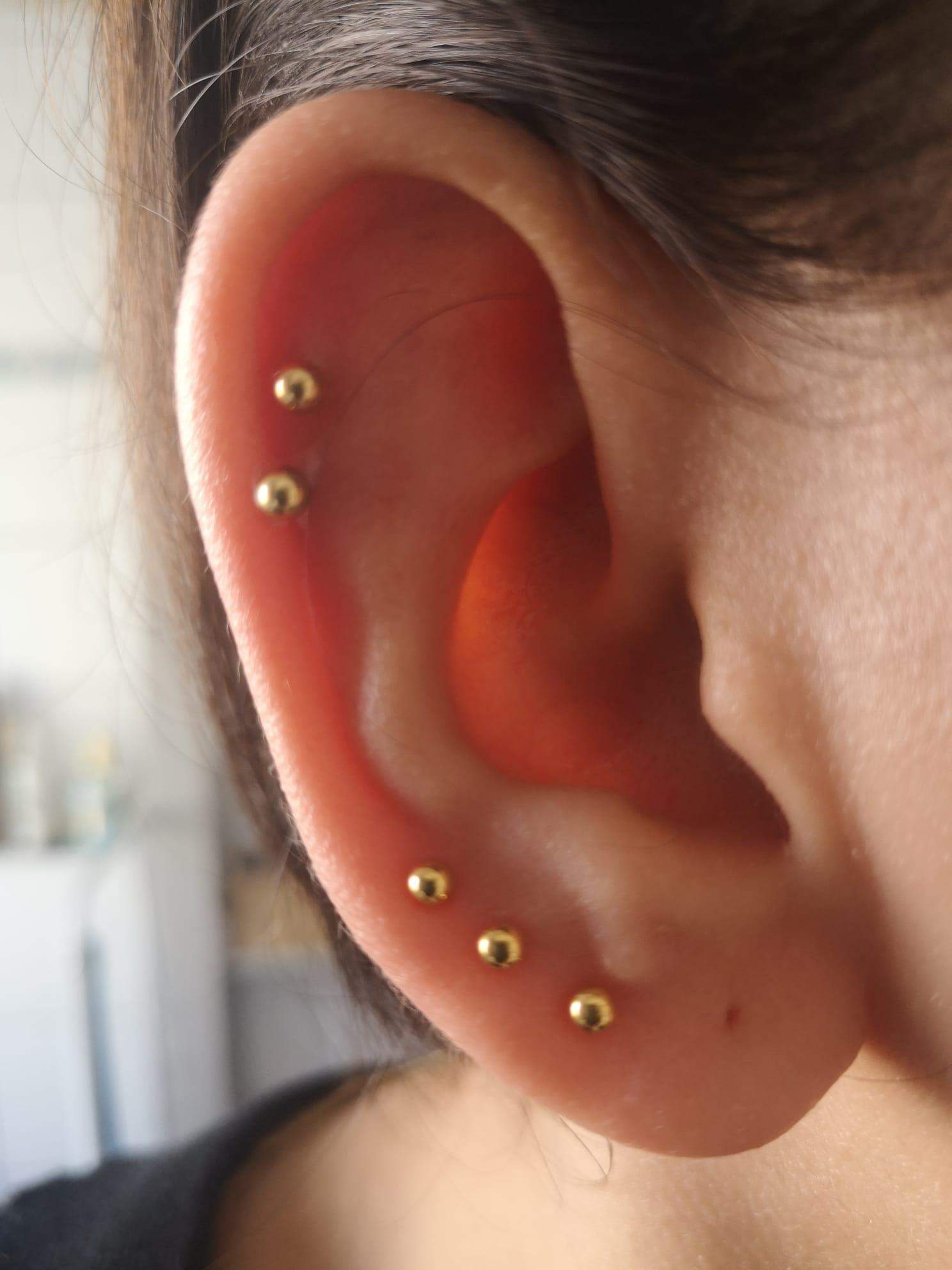 Helix richtig gestochen? (Piercing)