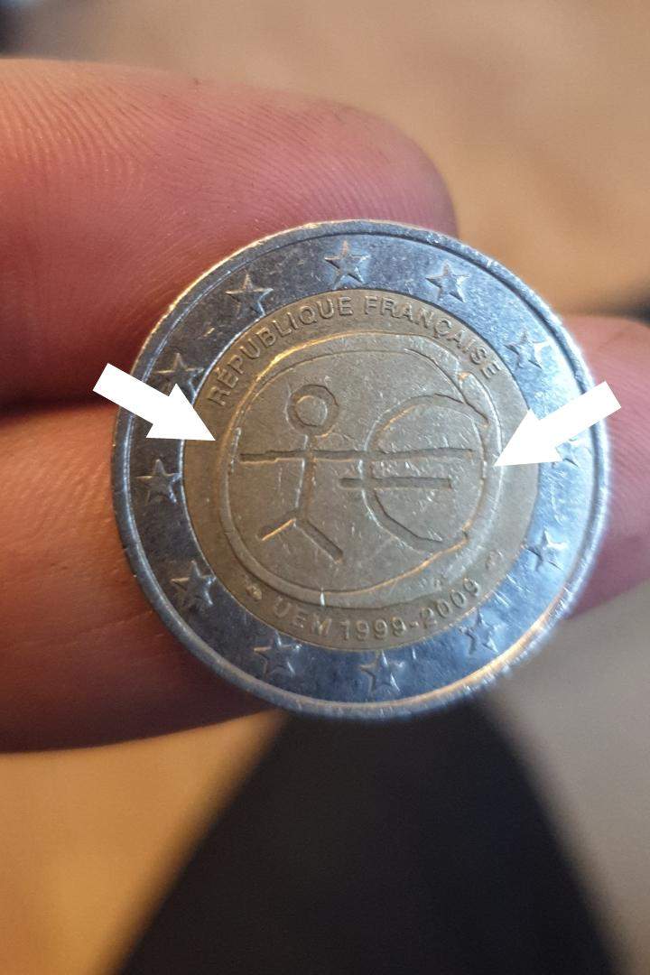 Ich habe eine Münze aus Frankreich ich denke es ist eine Fehlprägung ...