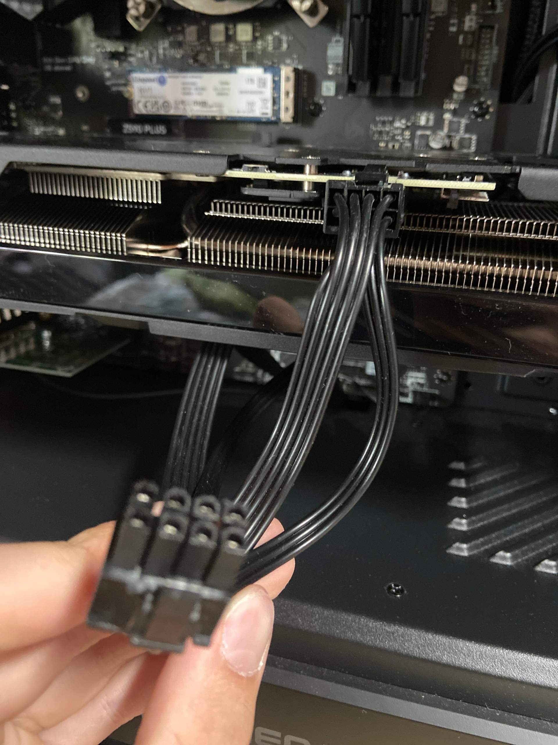 Ich habe eine Rtx 3060 und sie blinkt rot ich habe keine Ahnung wieso ...