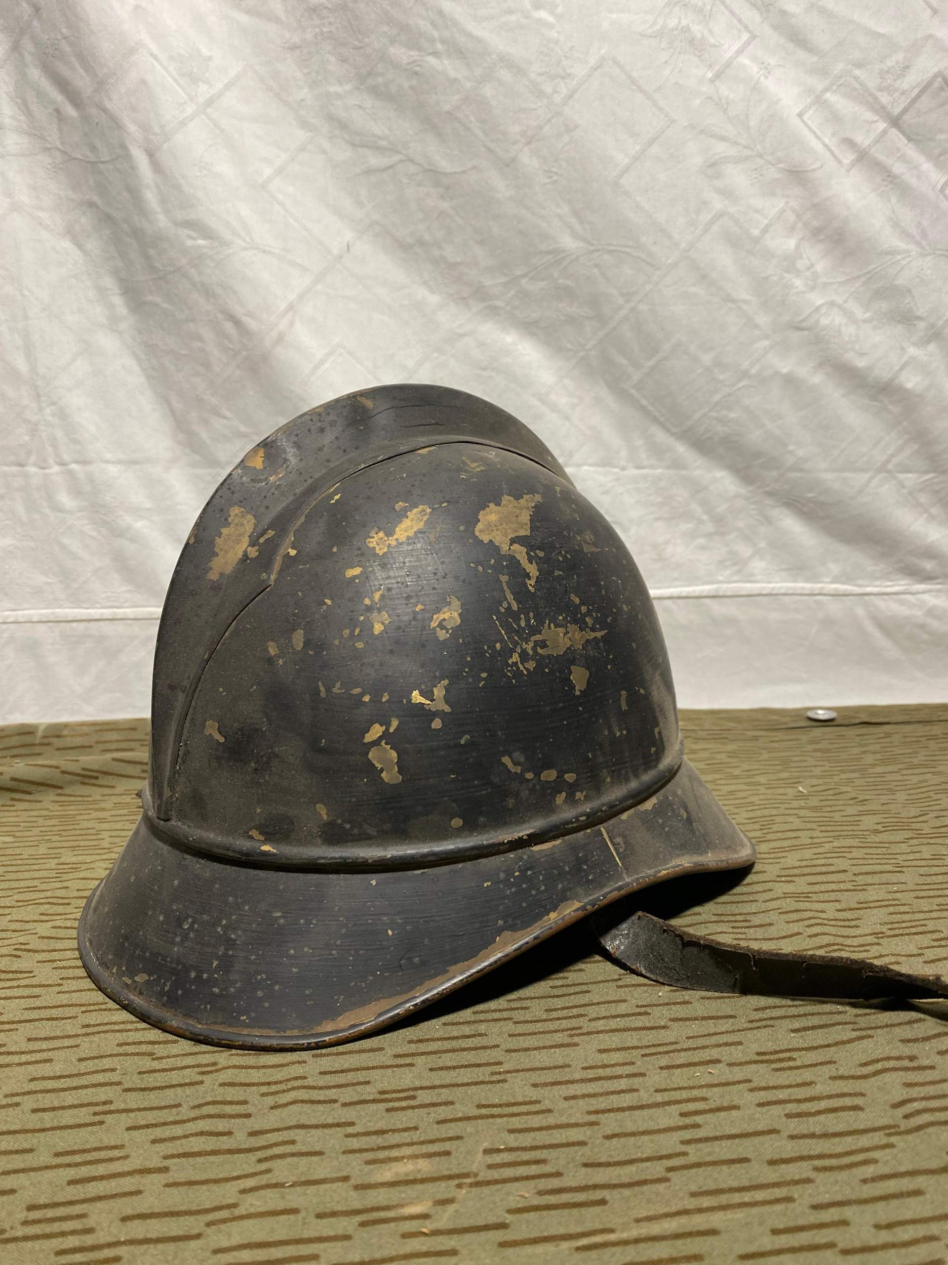 Infos zu diesem Helm? (Geschichte, Feuerwehr, Antiquitäten)