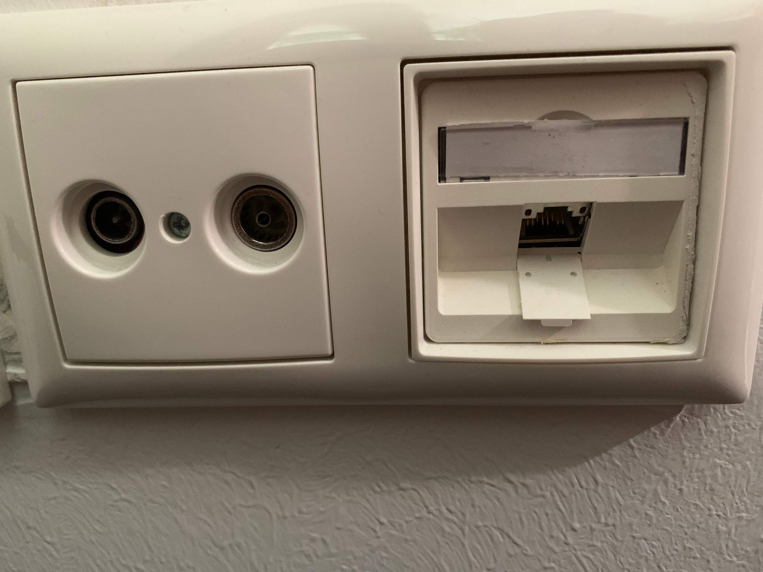 Internet direkt aus der Wand? (Computer, Technik, Internetanschluss)